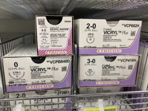 Vicryl Suture vs Vicryl RAPIDE Suture: Differences, Healing Time, and ...