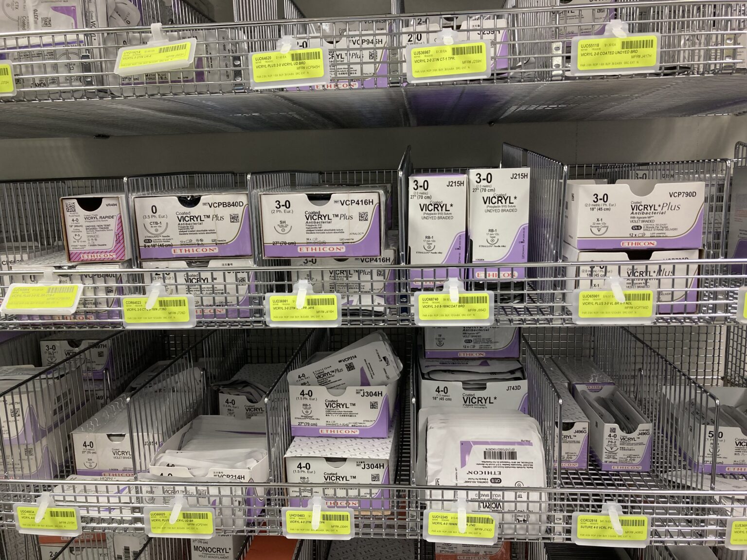 Vicryl Suture vs Vicryl RAPIDE Suture: Differences, Healing Time, and ...